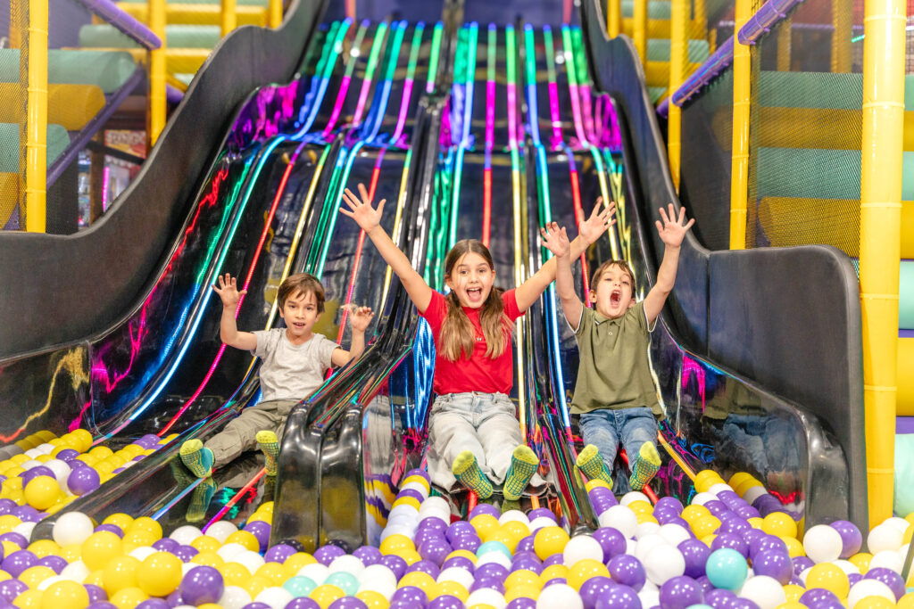 The Best Indoor Playground | Chuck E. Cheese Adventure Zone